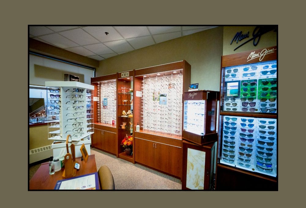 LAKEVIEW CLINIC OPTICAL - Updated January 2026 - 424 State Highway 5 West, Waconia, Minnesota ...