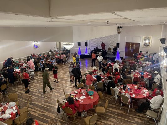 GALA CENTER - Updated November 2025 - 34 Photos & 11 Reviews - 1700 ...