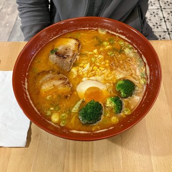 RAKU RAMEN & ROLLS - Updated July 2024 - 313 Photos & 361 Reviews ...