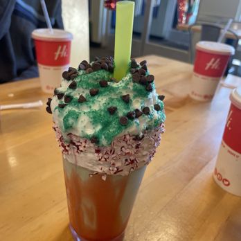 HI-POINTE DRIVE-IN - Updated May 2024 - 915 Photos & 927 Reviews - 1033 ...