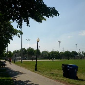 HENDON PARK - Updated October 2025 - 21 Photos - 40 Eldora Avenue ...