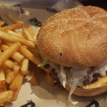 RELISH BIG TASTY BURGERS - ARCHER ROAD - Updated December 2024 - 111 ...