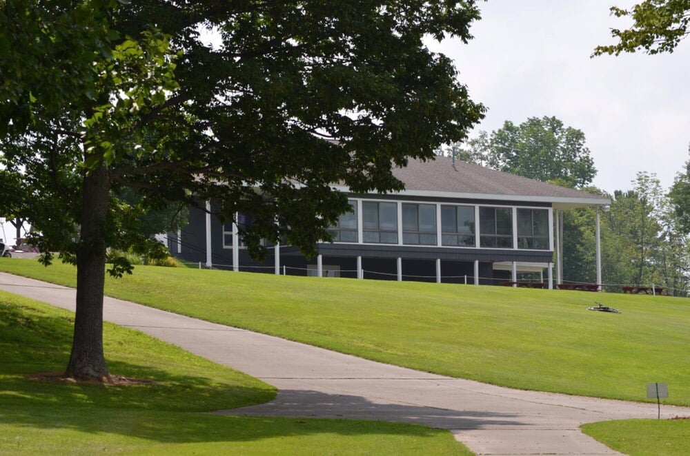 MAPLE HILL GOLF CLUB - Updated August 2025 - 13 Photos - 1539 Conrad Rd ...