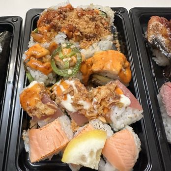 KURA REVOLVING SUSHI BAR - Updated December 2024 - 394 Photos & 210 ...