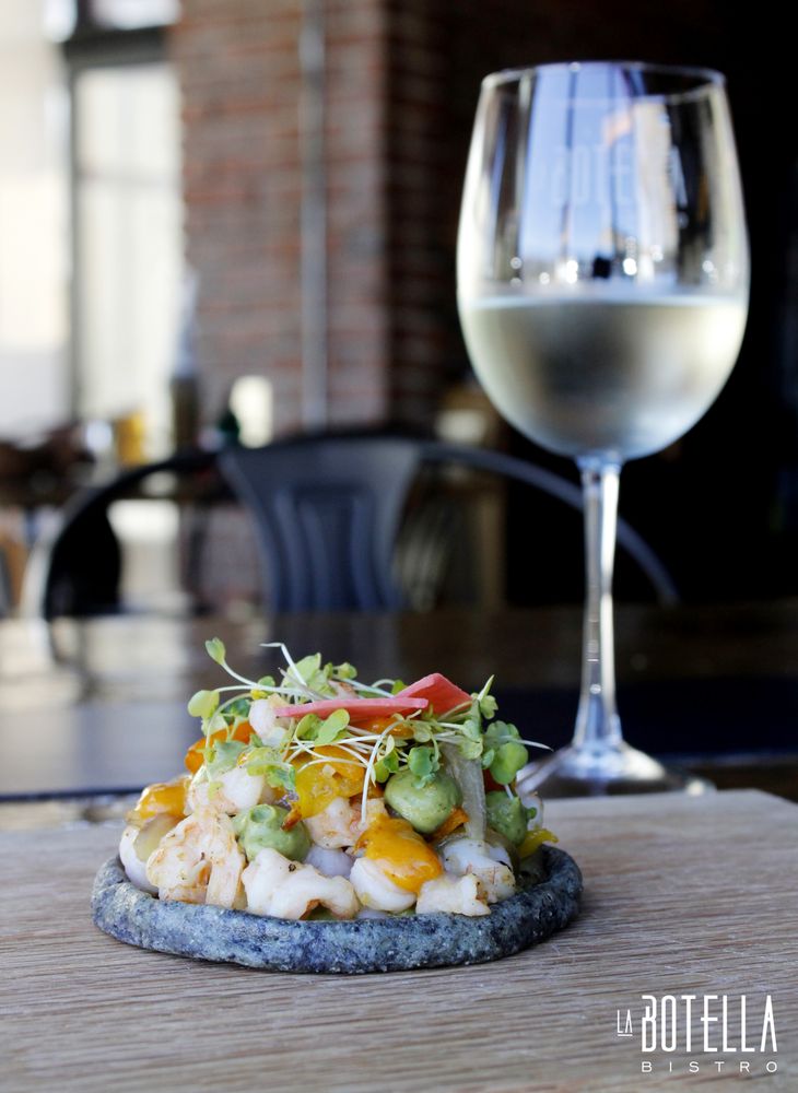 LA BOTELLA BISTRO - 55 Photos & 25 Reviews - Carretera Libre Ensenada ...