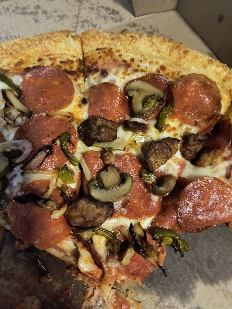 LITTLE CAESAR’S PIZZA - Updated July 2024 - 12 Photos & 40 Reviews ...