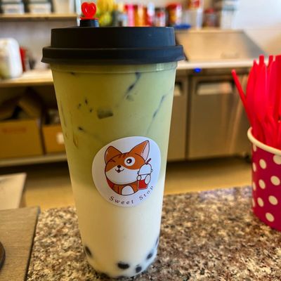 SWEET STOP - Updated August 2025 - 30 Photos - 1090 Commons Dr, Geneva ...