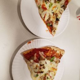 GINELLIS PIZZA - Updated January 2026 - 22 Photos & 41 Reviews - 121 S ...