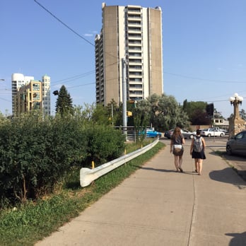 STRATHCONA HOUSE - Updated December 2025 - 11 Photos - 10883 ...