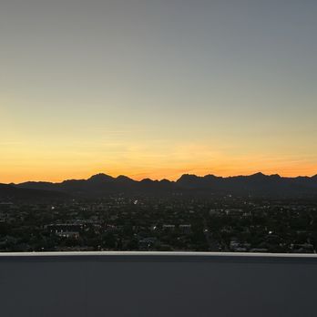 THE MOONSTONE - Updated December 2025 - 192 Photos & 108 Reviews - 930 ...