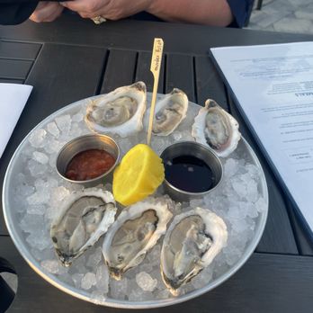 ZEKE’S RESTAURANT with photos - Updated August 2024 - 457 Photos & 338 ...