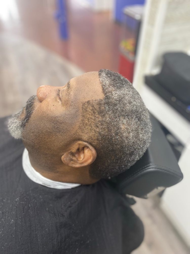 FRANKLIN BARBER AND BEAUTY INSTITUTE - Updated August 2025 - 76 Photos ...
