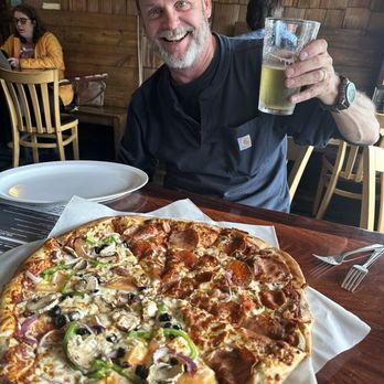 CASCADE LOCKS ALE HOUSE - Updated December 2025 - 69 Photos & 142 ...