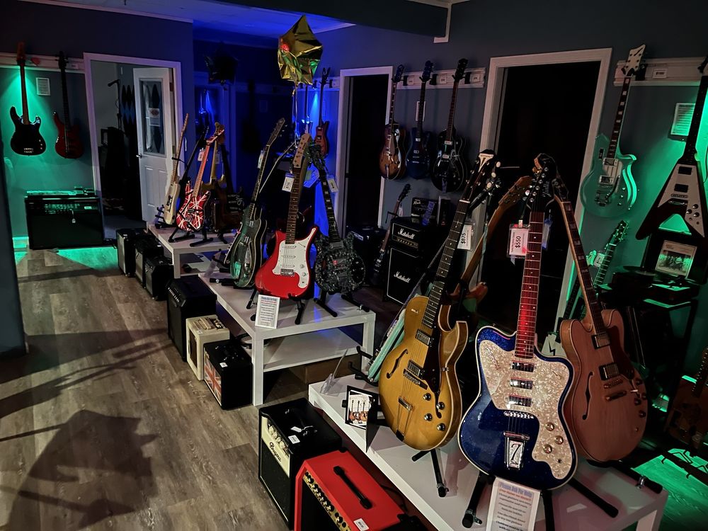 FINELY TUNED MUSIC - Updated June 2026 - 20 Photos - 229 Main St ...