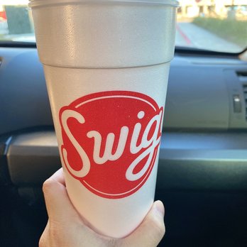 SWIG - Updated December 2025 - 56 Photos & 25 Reviews - 7004 N Blue ...