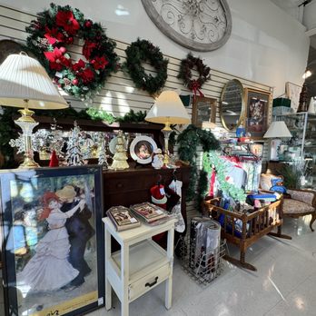 INOVA TREASURE TROVE - Updated December 2025 - 28 Photos & 37 Reviews ...