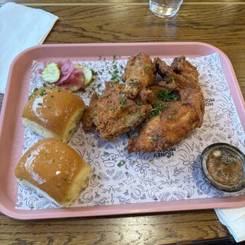 HONEYMOON CHICKEN - Updated January 2025 - 913 Photos & 500 Reviews ...