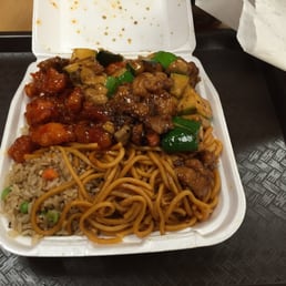 LUCKY WOK - Updated December 2025 - 228 Photos & 345 Reviews - 2995 Van ...