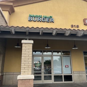 PARADISE VALLEY BURGER - Updated November 2024 - 147 Photos & 134 ...
