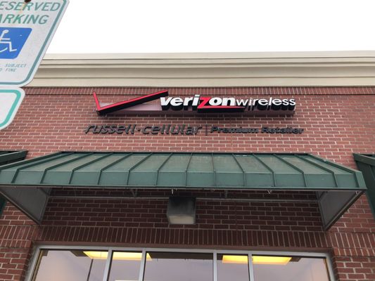 RUSSELL CELLULAR - VERIZON WIRELESS PREMIUM RETAILER - Updated July ...