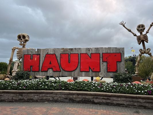 WORLDS OF FUN - Updated February 2026 - 696 Photos & 391 Reviews - 4545 ...