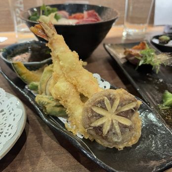 HAKASHI JAPANESE SUSHI BAR & GRILL - Updated December 2024 - 3099 ...