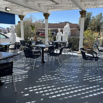 THE MAD GREEK - Updated August 2025 - 2720 Photos & 2265 Reviews ...