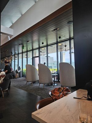 AMERICAN EXPRESS CENTURION LOUNGE - Updated October 2025 - 262 Photos ...