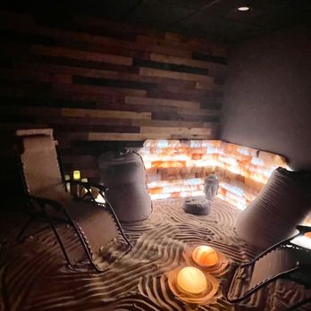 FLOAT FORTY ONE - Updated December 2025 - 31 Photos & 17 Reviews - 345 N Main St, West hartford ...