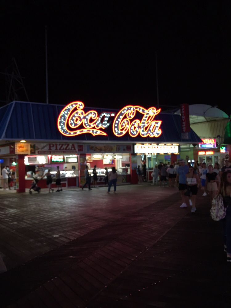 POP’S CARAMEL CORN AND CREAMERY - Updated January 2026 - 3414 Boardwalk ...