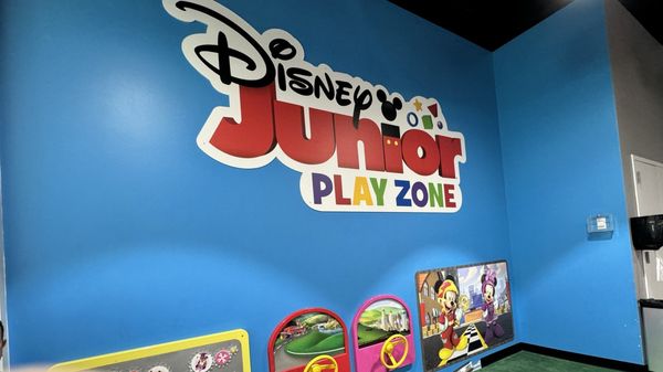 DISNEY JUNIOR PLAY ZONE - Updated January 2026 - 55 Parsonage Rd ...
