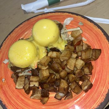 HUEVO HOUSE - Updated October 2025 - 152 Photos & 72 Reviews - 1201 ...