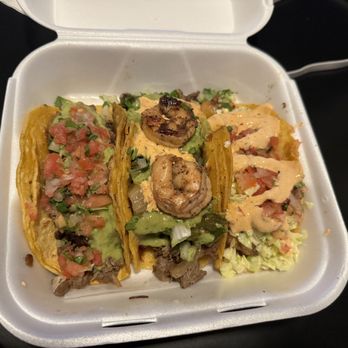 CHINO’S MEXICAN KITCHEN - Updated February 2025 - 357 Photos & 288 ...
