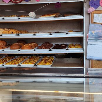 MAZZETTI’S BAKERY - Updated April 2024 - 1420 Photos & 1468 Reviews ...