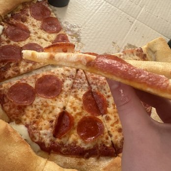 PIZZA HUT - Updated July 2025 - 18 Photos & 108 Reviews - 3009 N Clark ...