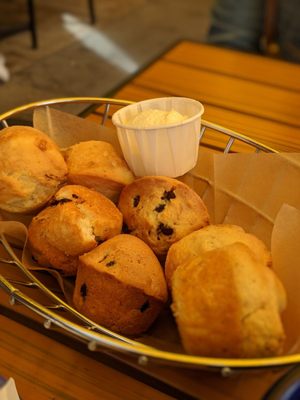 CHAD’S - 1229 Photos & 1294 Reviews - Breakfast & Brunch - 216 W ...