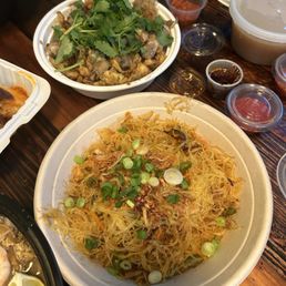 URBAN HAWKER - Updated January 2026 - 1530 Photos & 409 Reviews - 135 W ...