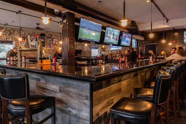 EMERSON’S ALE HOUSE - Updated January 2026 - 341 Photos & 478 Reviews ...