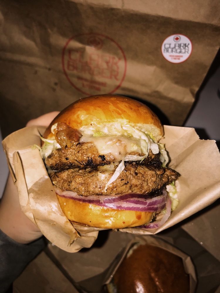 CLARK BURGER - Updated March 2025 - 296 Photos & 332 Reviews - 5906 ...