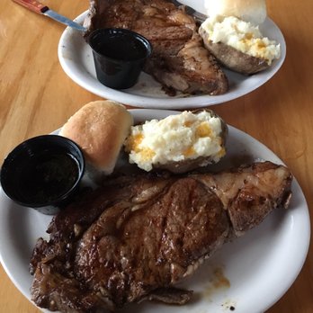 HALDER BRIDGE BAR - Updated October 2025 - 3917 W County Road C ...