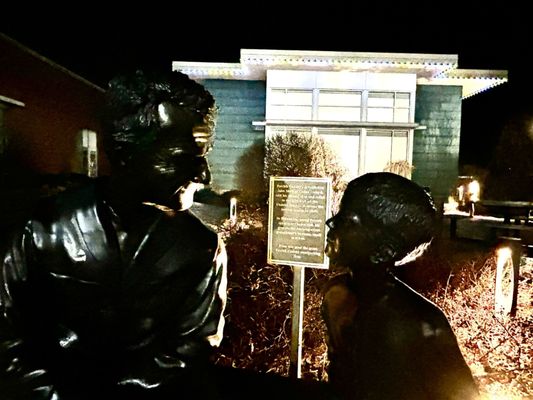 CUDAHY FAMILY LIBRARY - Updated December 2025 - 96 Photos - 3500 ...