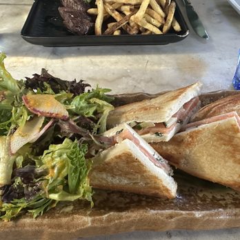 N 7 - Updated May 2025 - 672 Photos & 346 Reviews - 1117 Montegut St ...