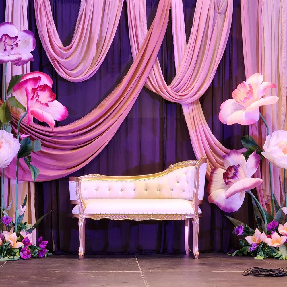 DREAM CREATIONS - Updated August 2024 - 12 Photos - 2376 S Playa Ave ...