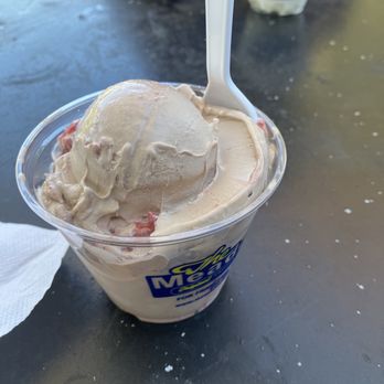 THE MEADOWS ORIGINAL FROZEN CUSTARD - Updated May 2025 - 193 Photos ...
