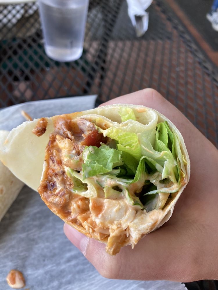 AVON COUNTRY DELI - 93 Photos & 74 Reviews - Delis - 136 Simsbury Rd ...