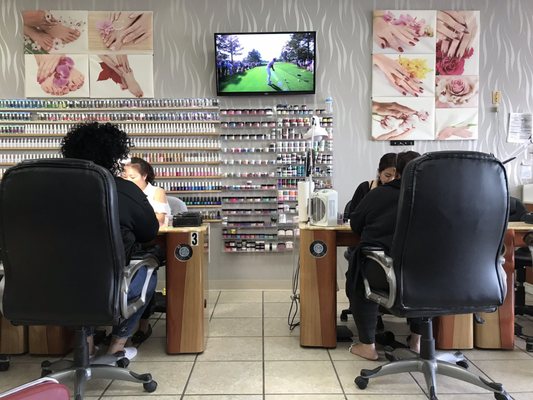 CLASSY NAILS - Updated October 2025 - 17 Photos - 4451 N 26th St ...