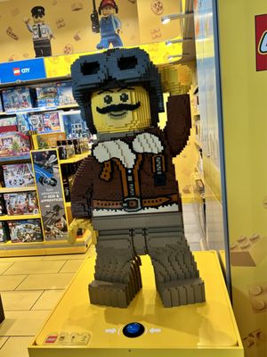 LEGO STORE - Updated October 2025 - 32 Photos - Concourse A, Salt Lake ...