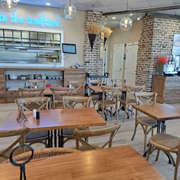 LA FARM BAKERY - Updated June 2025 - 41 Photos & 11 Reviews - 404 E Six ...