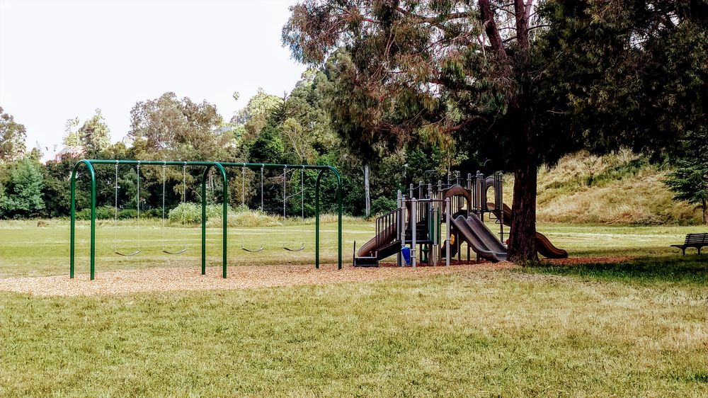 PEAR TREE COMMUNITY SCHOOL - 15 Photos - 2162 Mountain Blvd, Oakland ...