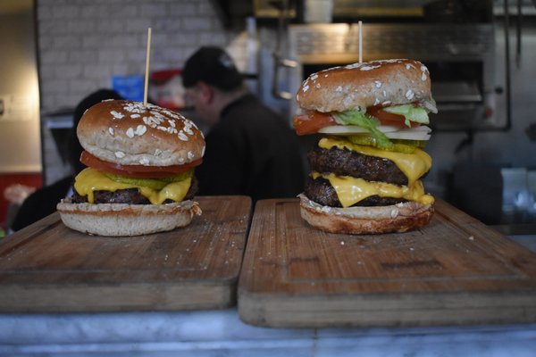 BUTCHER & THE BURGER - 681 Photos & 1107 Reviews - 1021 W Armitage Ave ...